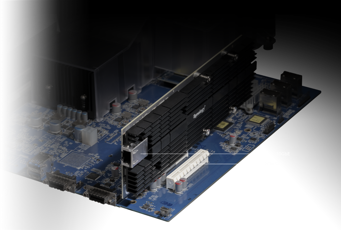 RS3621RPxs | 群晖科技 Synology Inc.